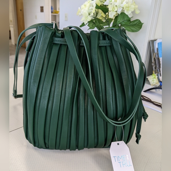 Time and Tru | Bags | Nwt Forest Green Pleather Cinch Crossbody Bag ...